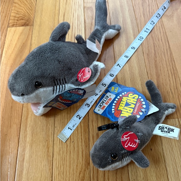 Dan Dee | Toys | New Shark Week Discovery Plush Great White Set Plush ...